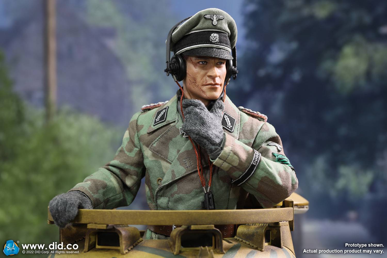 (PREORDER) DID D80160 1/6 WWII German Panzer Commander - Jager
