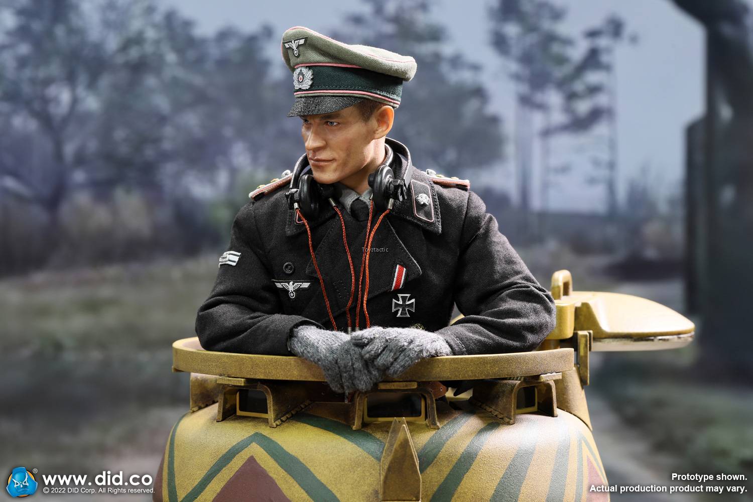 (PREORDER) DID D80160 1/6 WWII German Panzer Commander - Jager