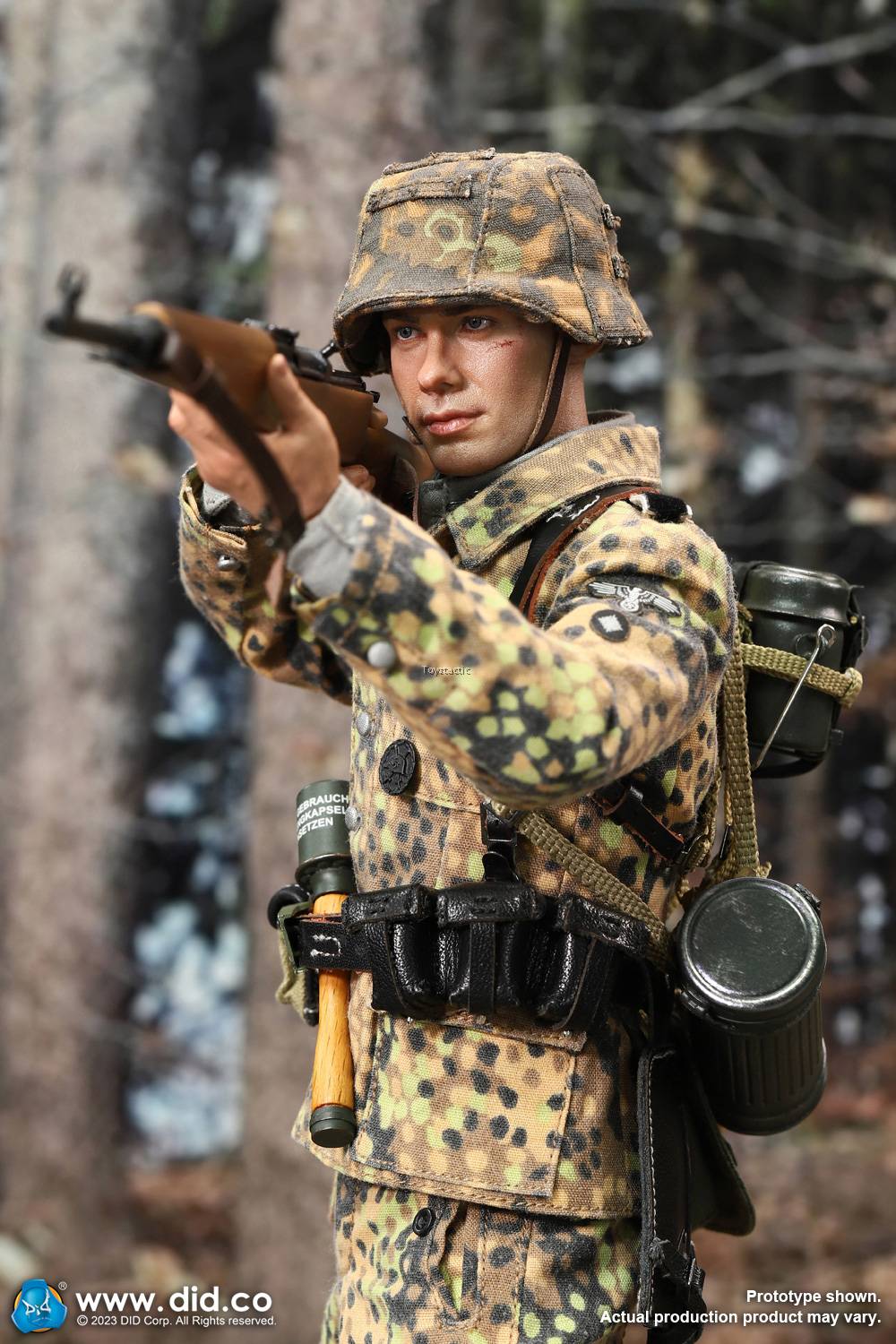 DID D80171 1/6 WWII German 12th SS Panzer Division Oberschütze - Lio